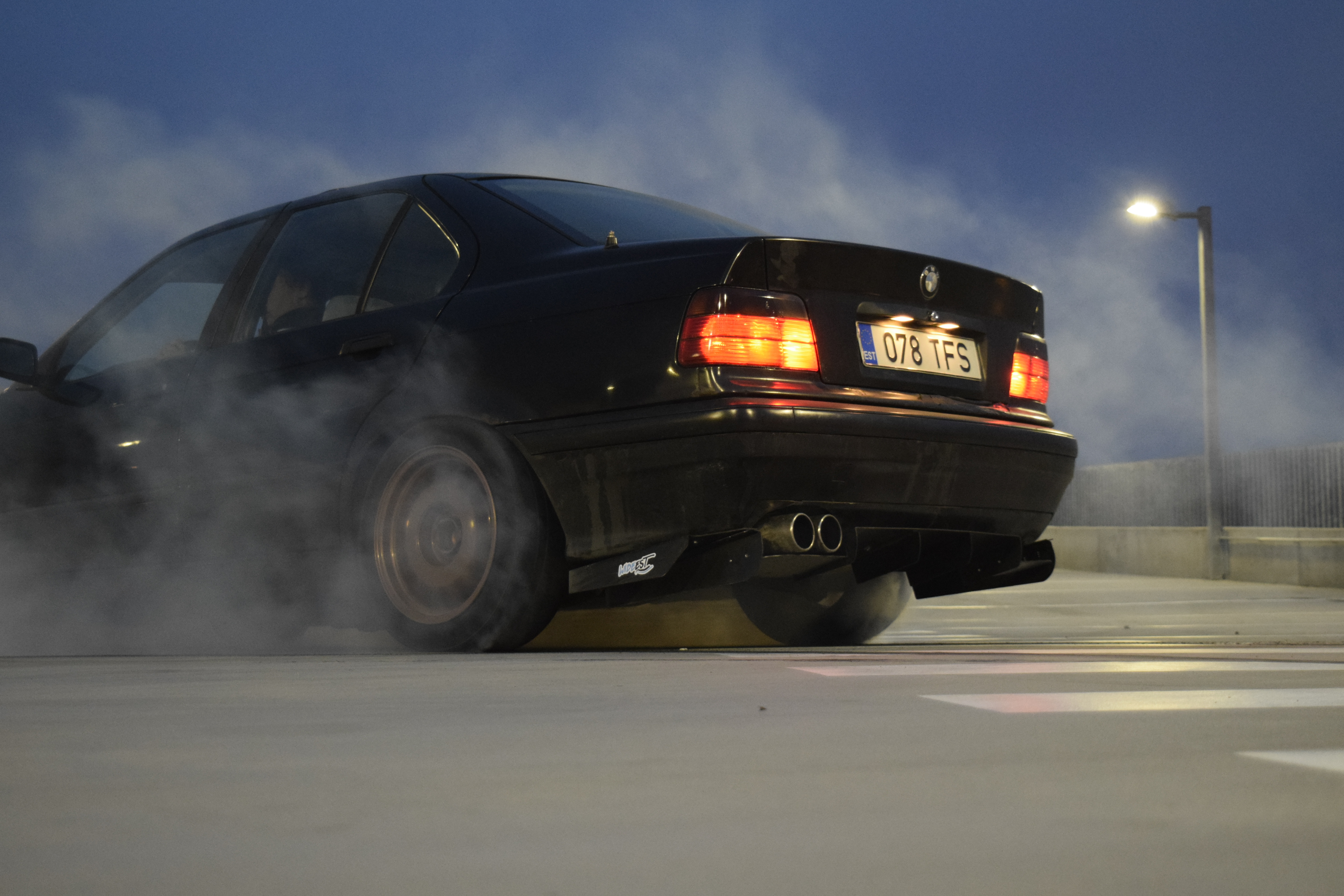 Diffusers, widebody, chassis mount wings. e36/46 - BMW-deler selges ...